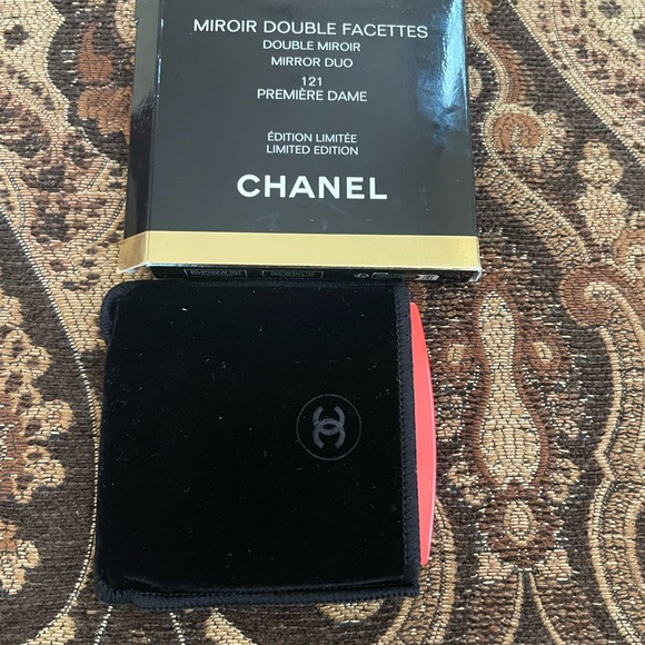 CHANEL | Accessories | Chanel Mirror Limited Edition | Poshmark